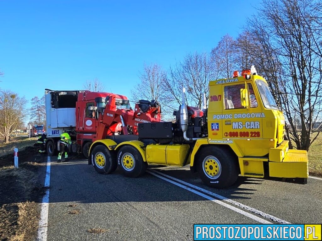 Wypadek ciężarówki na DK45 na trasie Opole-Kluczbork